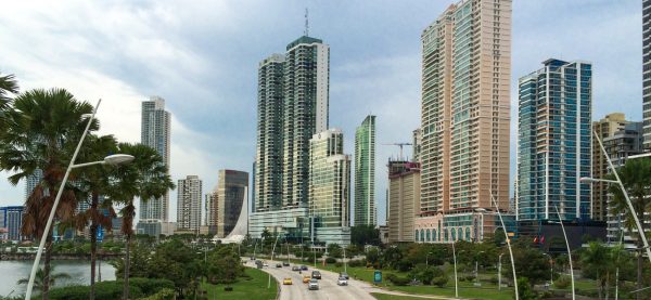 PRETTY PANAMA CITY - Travel Monkey