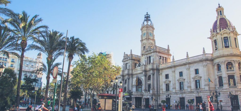 GIRLS' WEEKEND IN VALENCIA - Travel Monkey